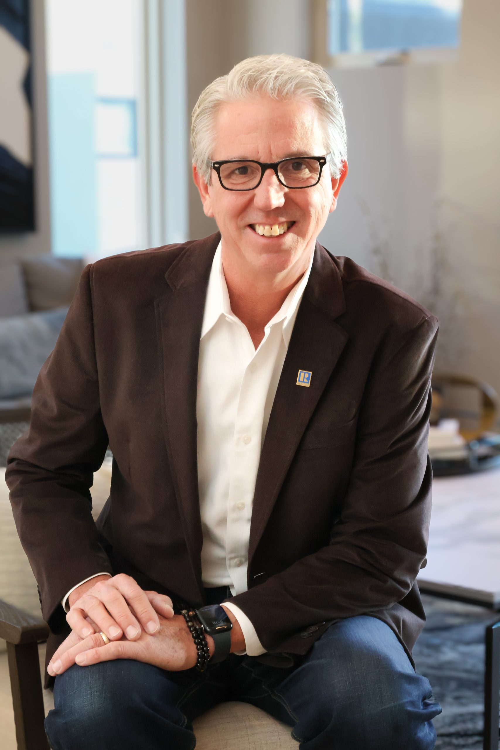 Home - Mark Holmes